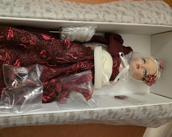 Essential Ellowyne, Four Blonde Collection Doll - Etsy