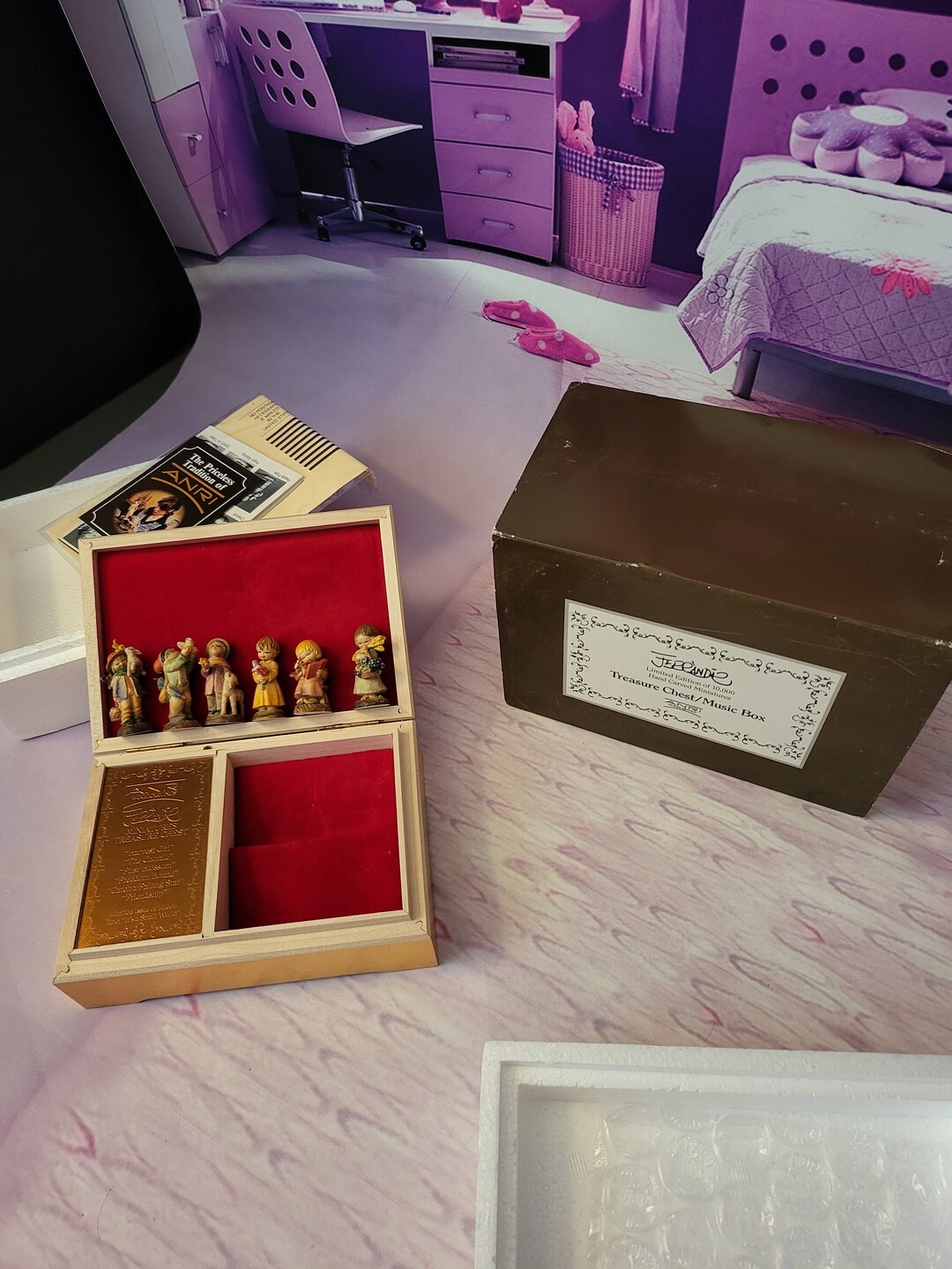 Anri Treasure Chest Music Box BNIB LE 2518 - Etsy