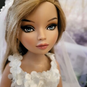 Ellowyne Wilde Ooak Repaint - Etsy