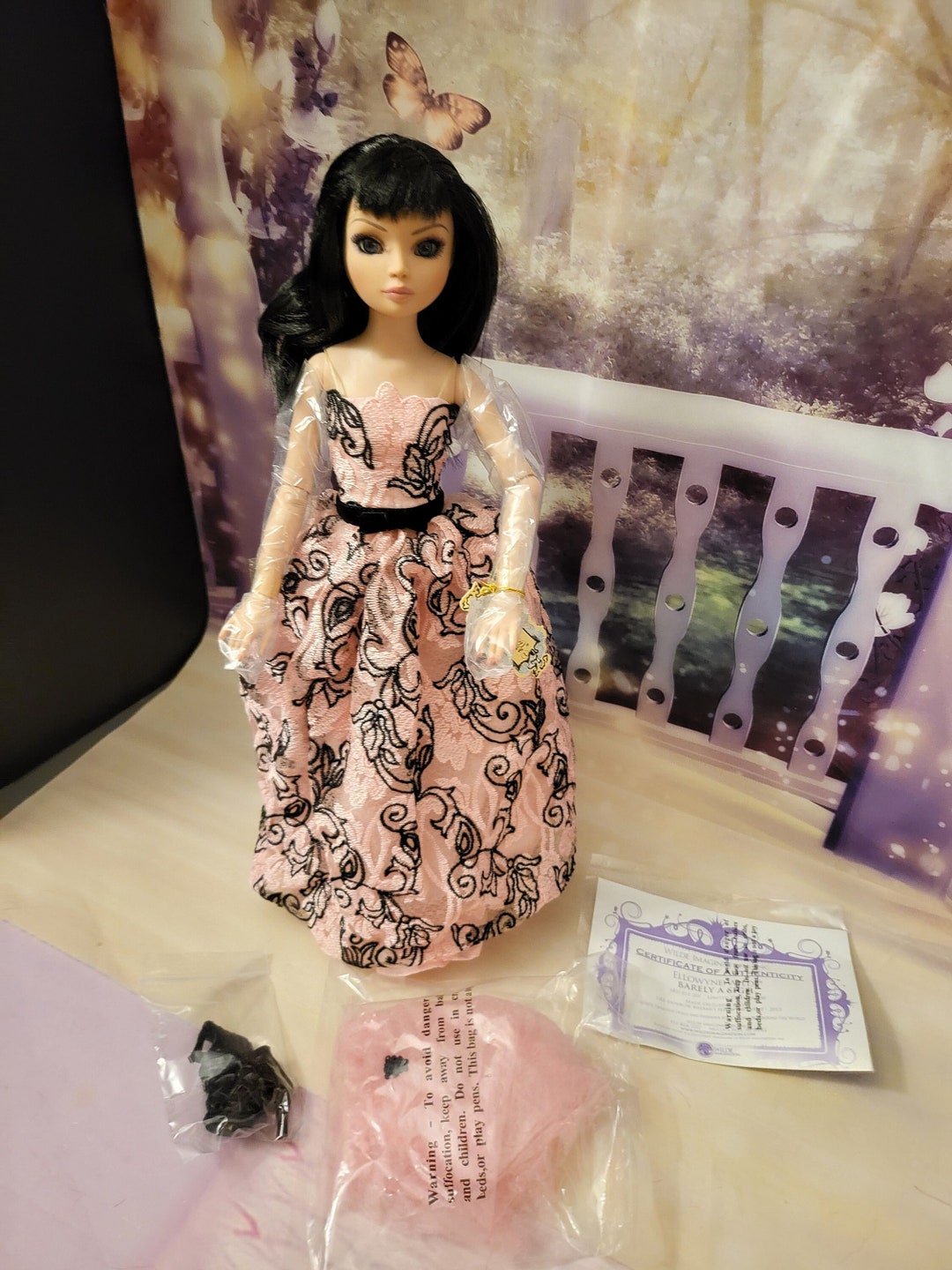 Essential Ellowyne Wilde Barely a Sigh - Etsy