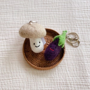VEGGIE Felt Keychain Wool Felt Charm Keychain Vegetable Charm Wool Felt ...