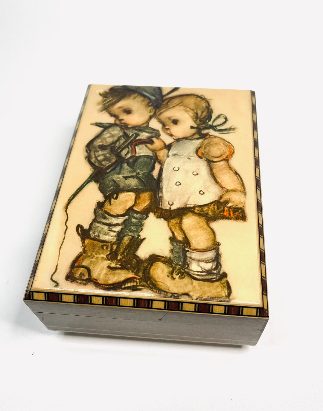 Vintage Hummel Boy and Girl Music Box Plays Arrivederci Roma - Etsy