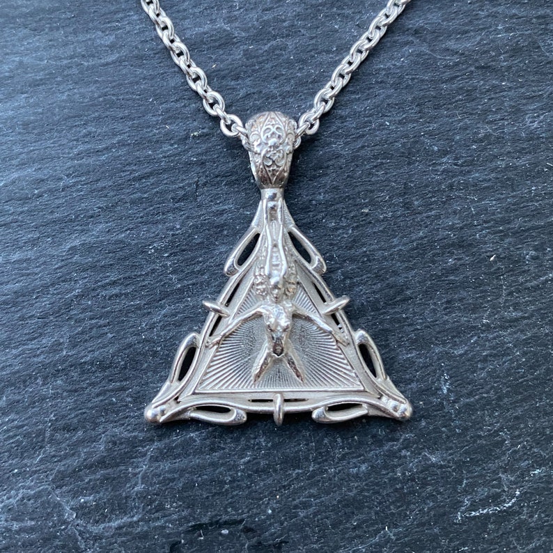 Magic Triangle Ring - Etsy