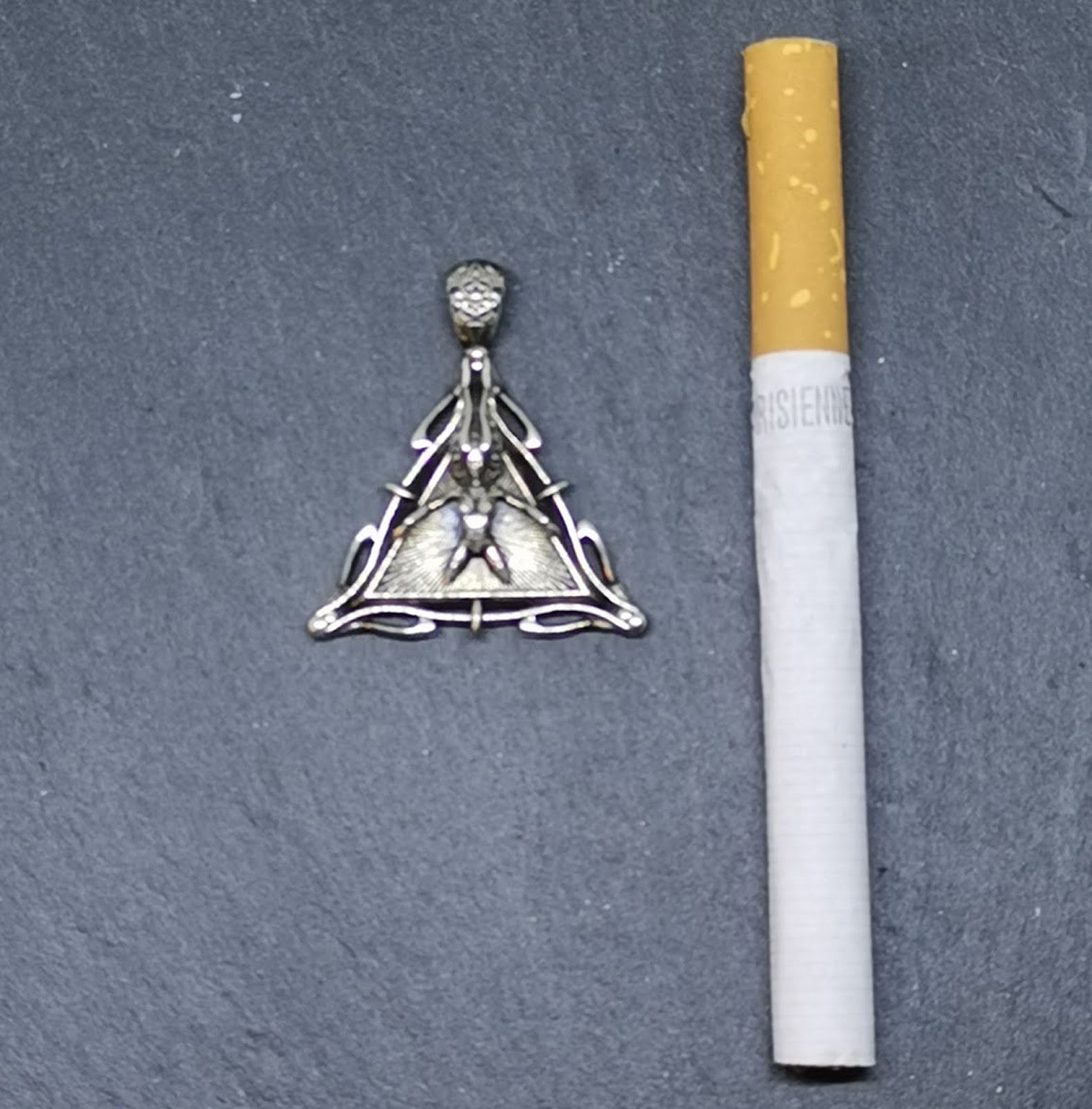 Magic Triangle Ring - Etsy