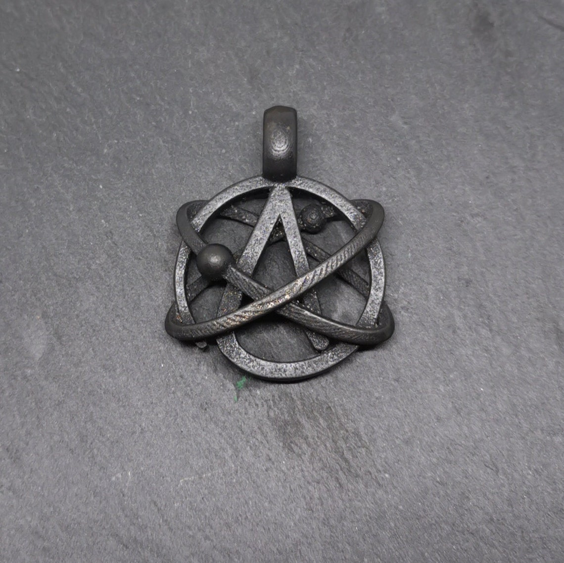 Símbolo de ateísmo científico acero pulido negro 28x33x8.50 mm | Etsy