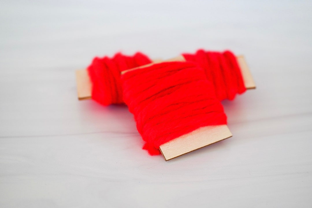 Old-fashioned Bright Red Chunky Twisted Yarn / Gift Wrap Ribbon / Gift ...