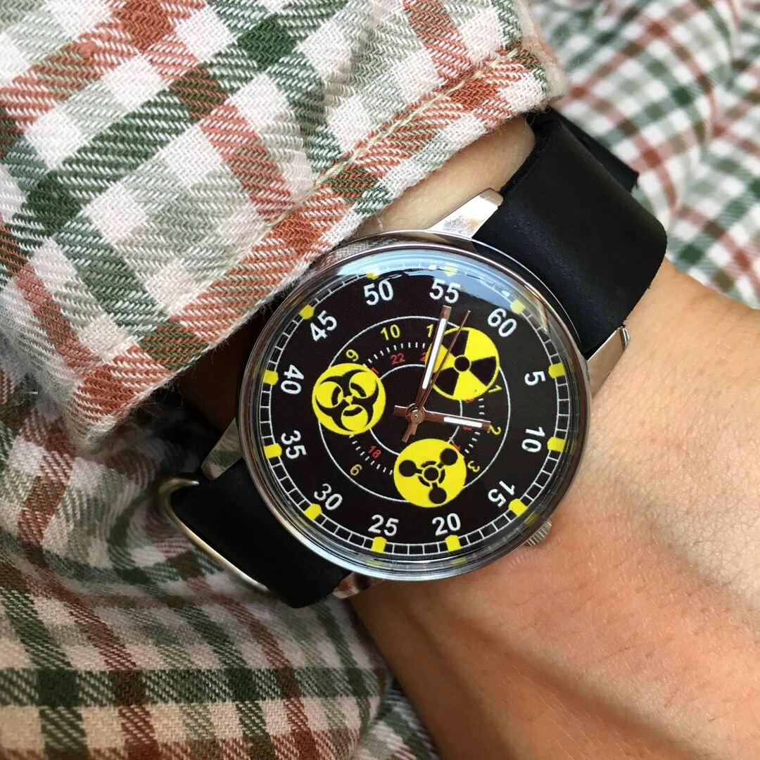 Men's Military Watch RAKETA USSR - Classic Radiation Troops Timepiece ...