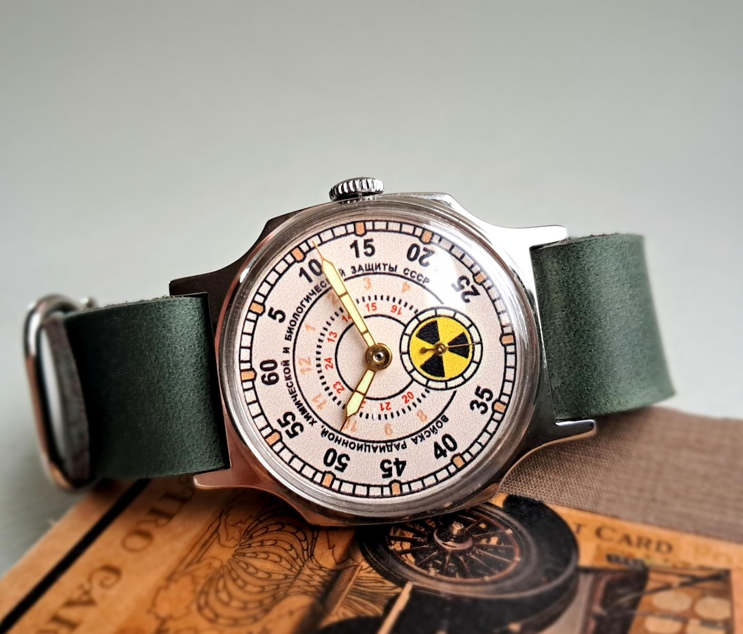 Vintage Soviet Mechanical Watch | USSR Radiation Symbol Dial | Rare ...