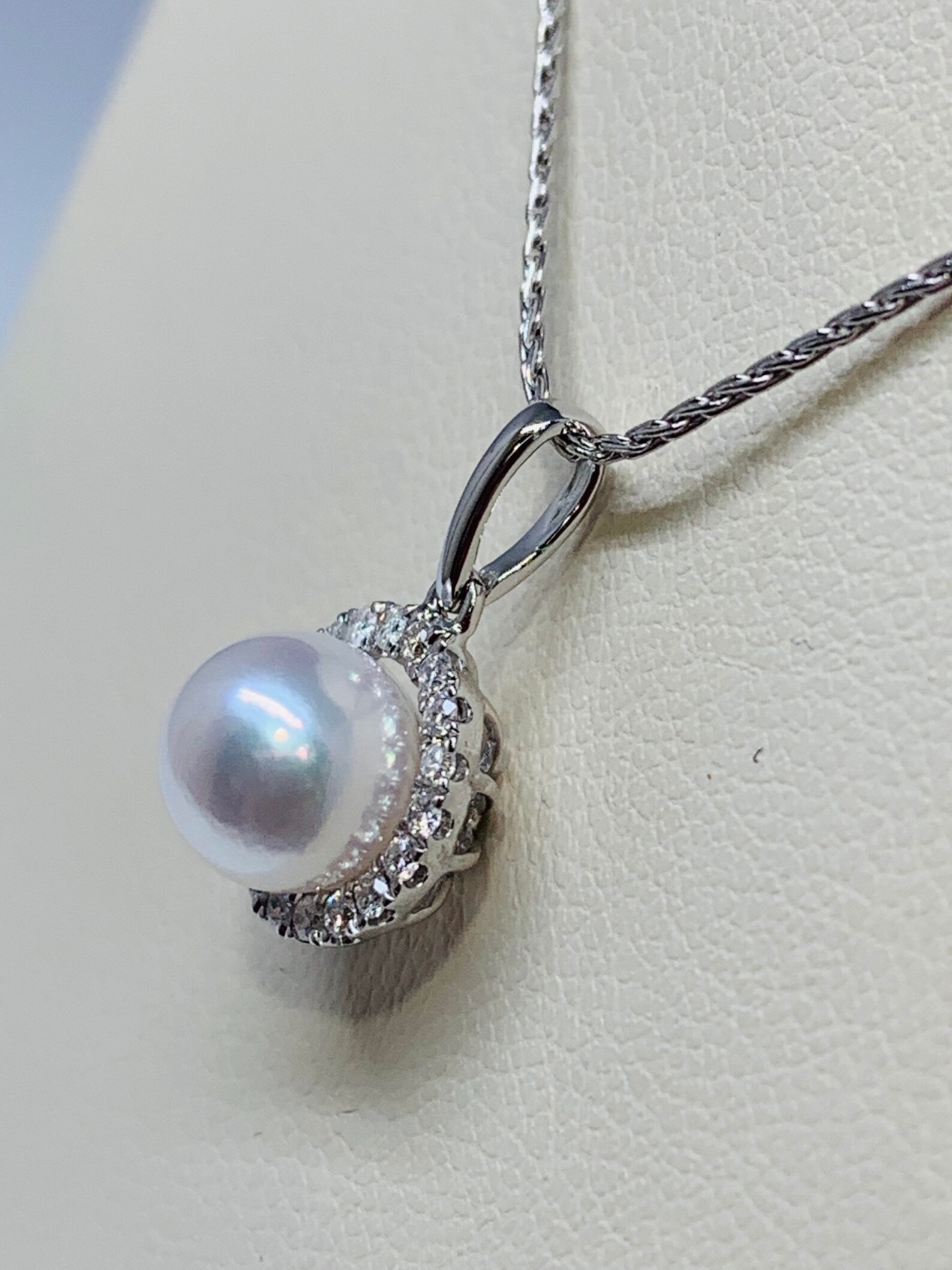 14k White Gold Freshwater Pearl And Diamond Necklace Etsy