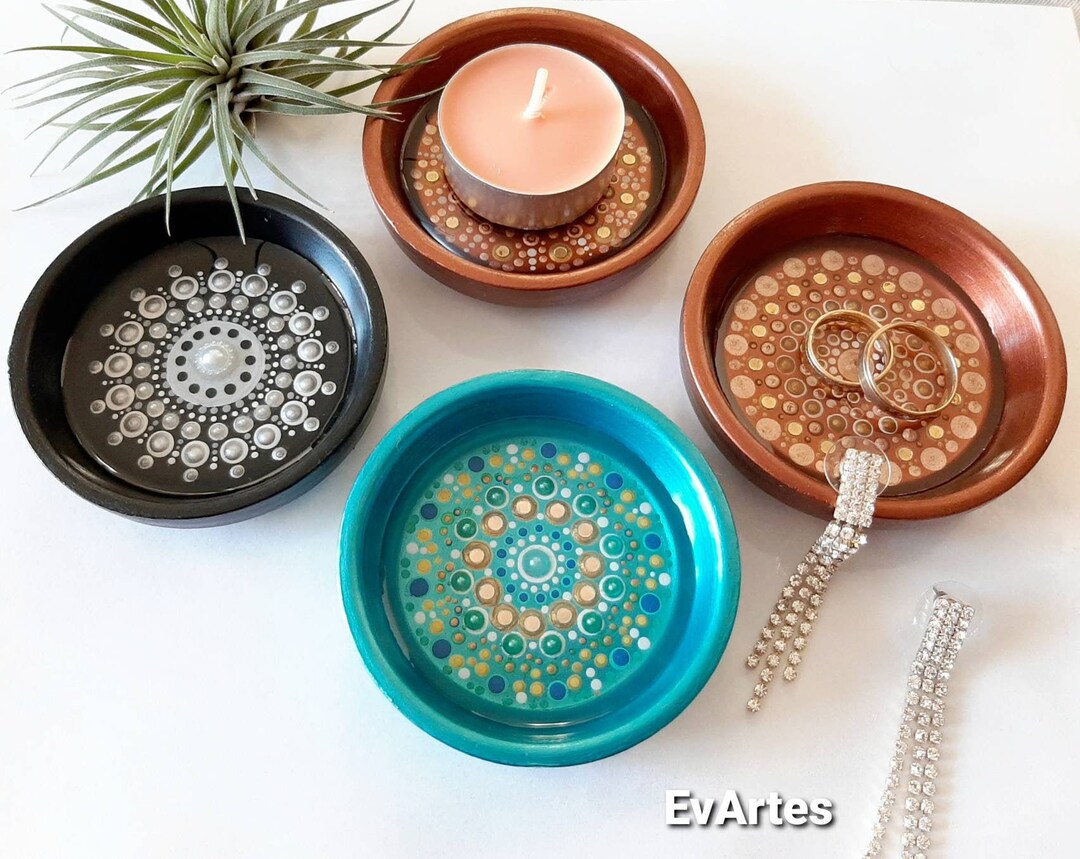 Hand Painted Mini Mandala Ceramic Trinket Ring Dish - Etsy Canada