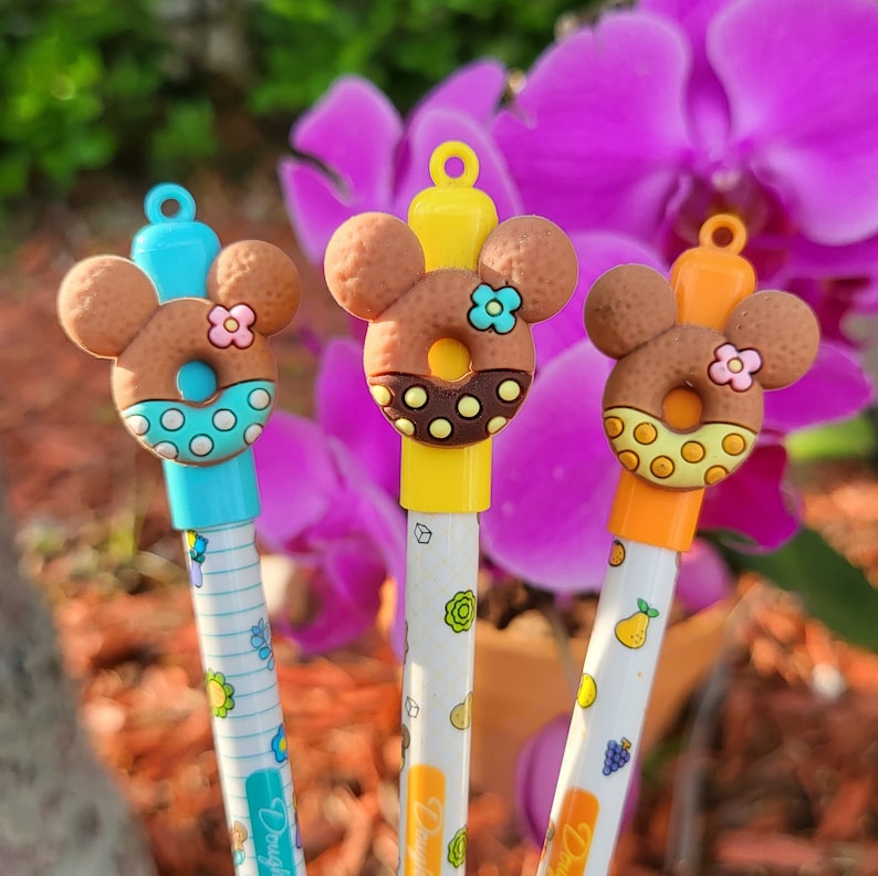 Disney Pens, Donut Mickey Mouse Ears, Bear Character Autograph Pens DCL ...