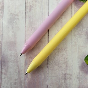 Disney Winnie Pooh Pens Set of 5 Pens Winnie Pooh Tigger Piglet Eeyore ...