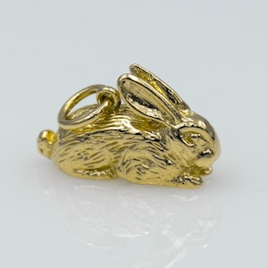 Solid 18ct Gold Rabbit Pendant - Etsy