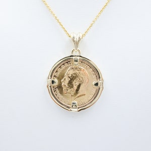22CT Gold Sovereign Coin Pendant - Etsy