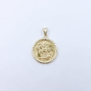 22CT Gold Sovereign Coin Pendant - Etsy