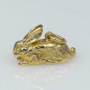 Solid 18ct Gold Rabbit Pendant - Etsy