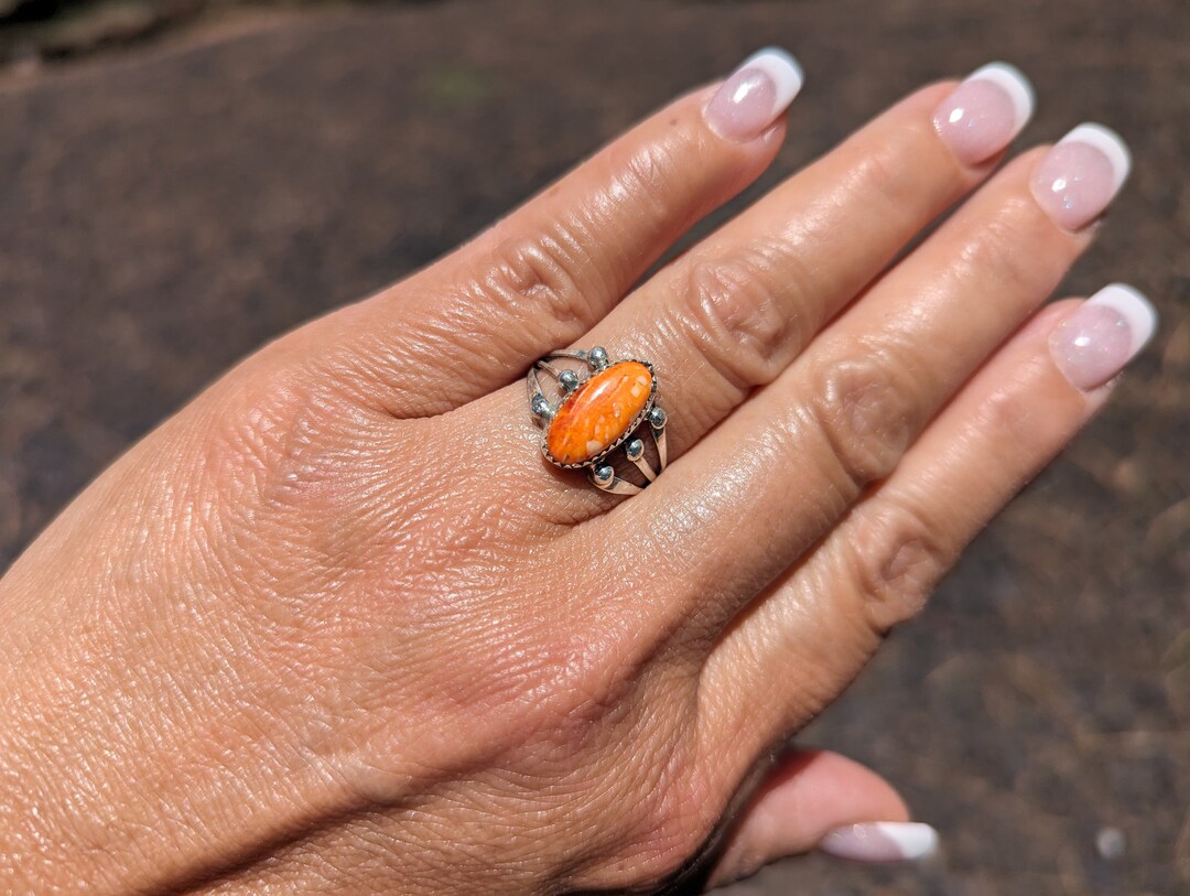 Native American Orange Spiny Oyster Tri-split Band Silver Dots Navajo ...