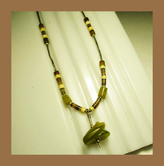 SERPENTINE JADE FROG Necklace Pen & Melon Shell Heishi Liquid Silver ...