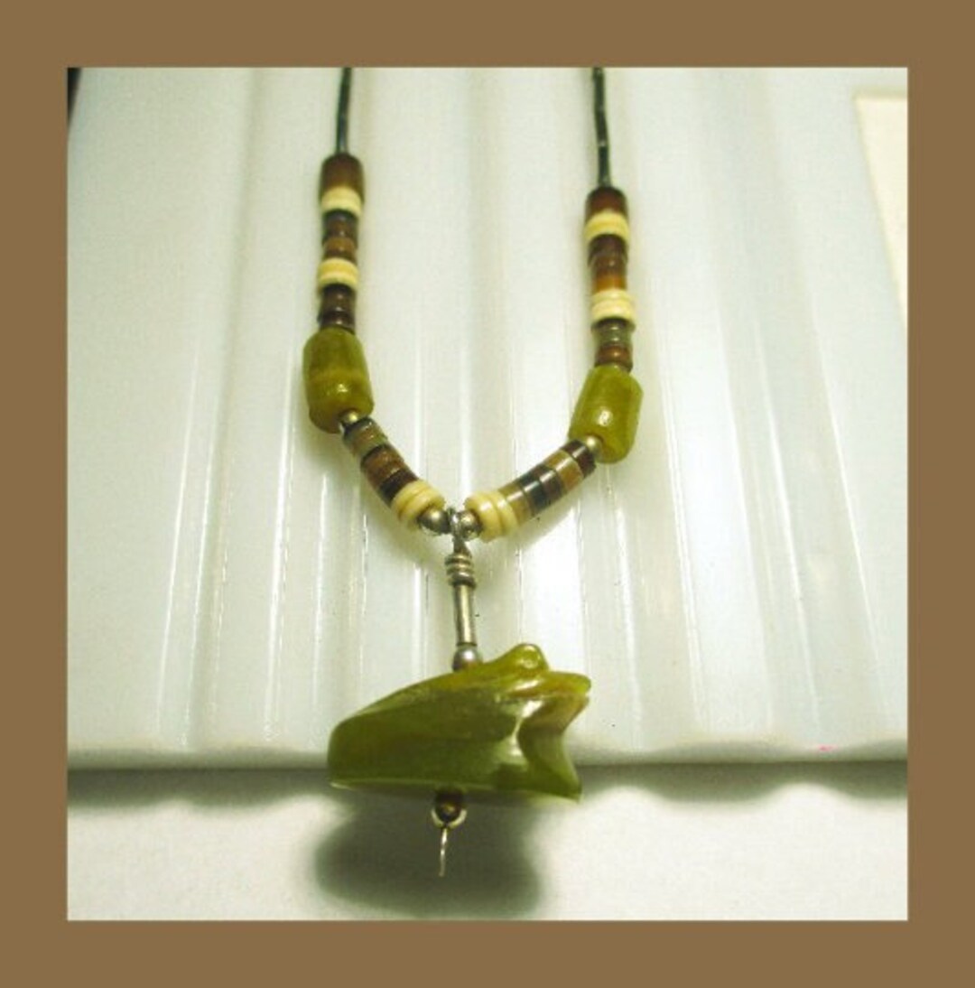 SERPENTINE JADE FROG Necklace – Pen & Melon Shell Heishi – Liquid ...