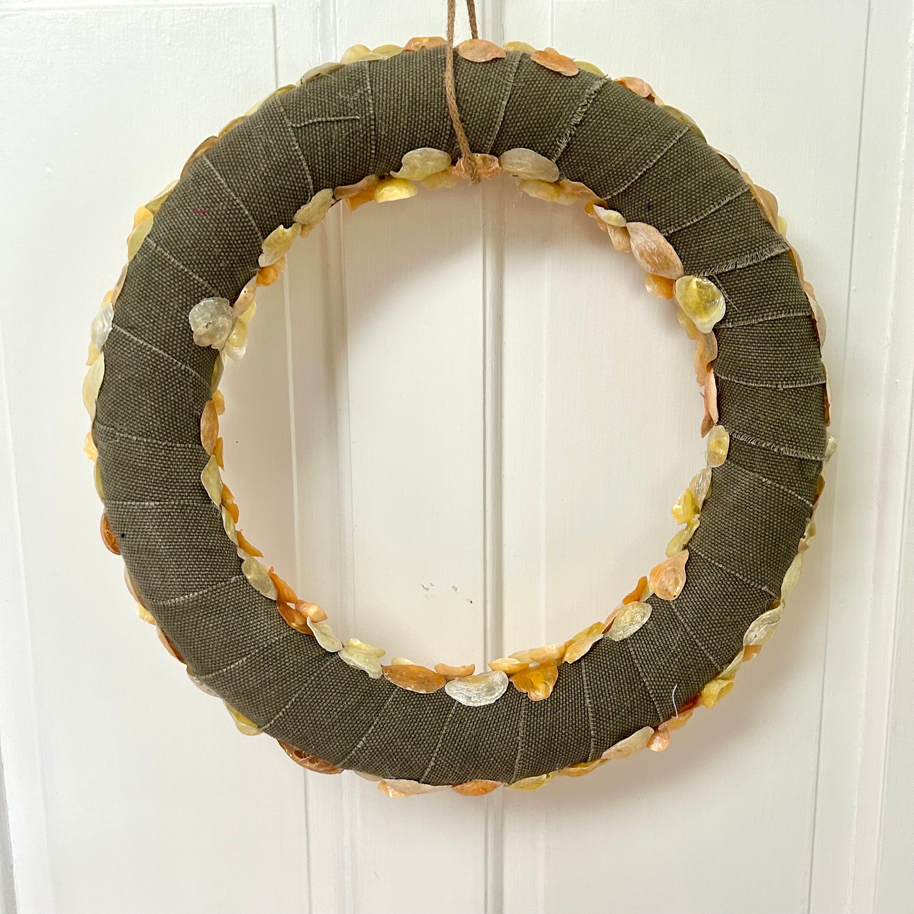 Handmade Jingle Shell Wreath, Coastal Beach Wedding Decor - Etsy