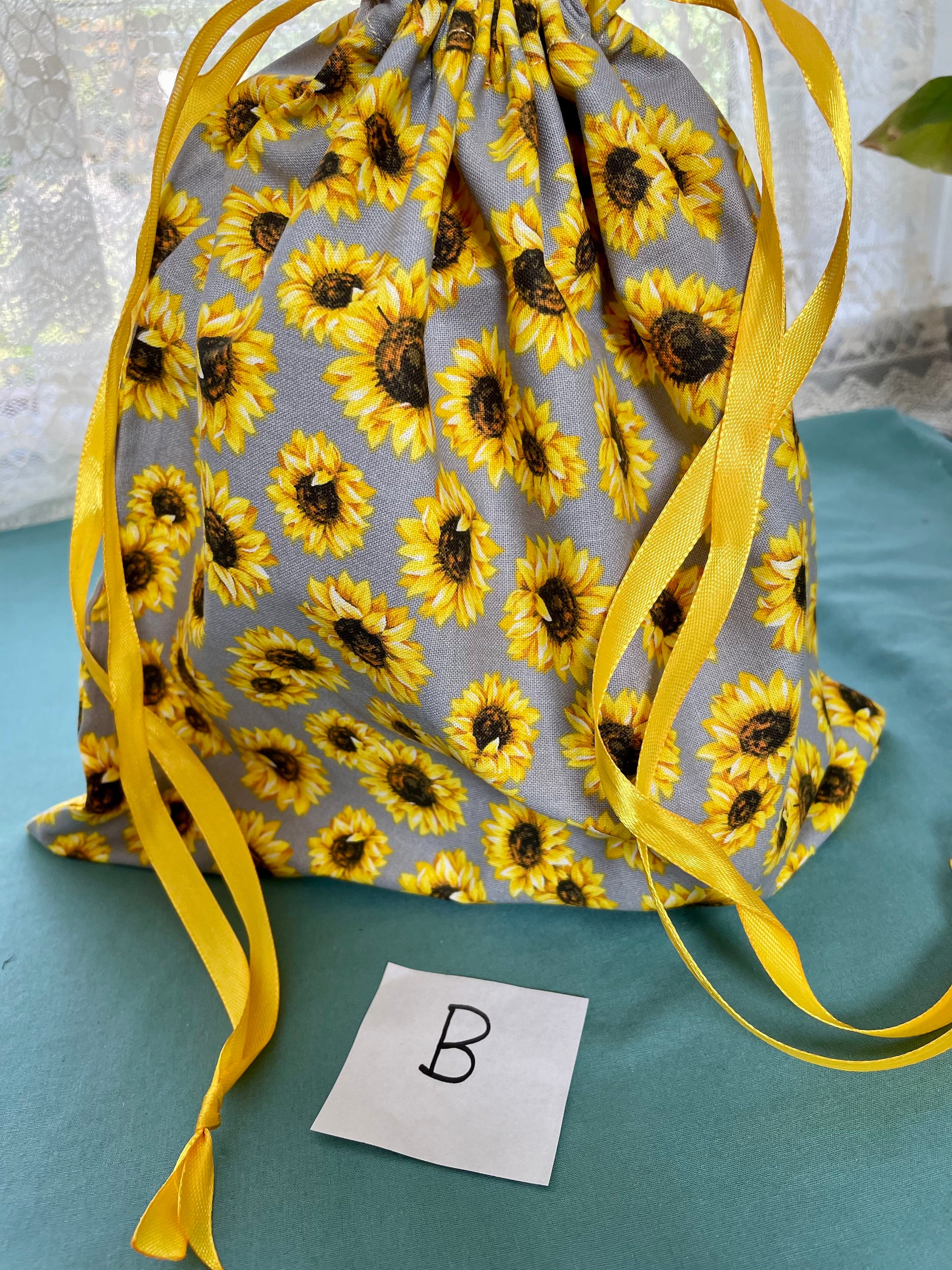 Glorious Sunflowers!! Versatile Reusable Fabric Bags Perfect for Gifts ...