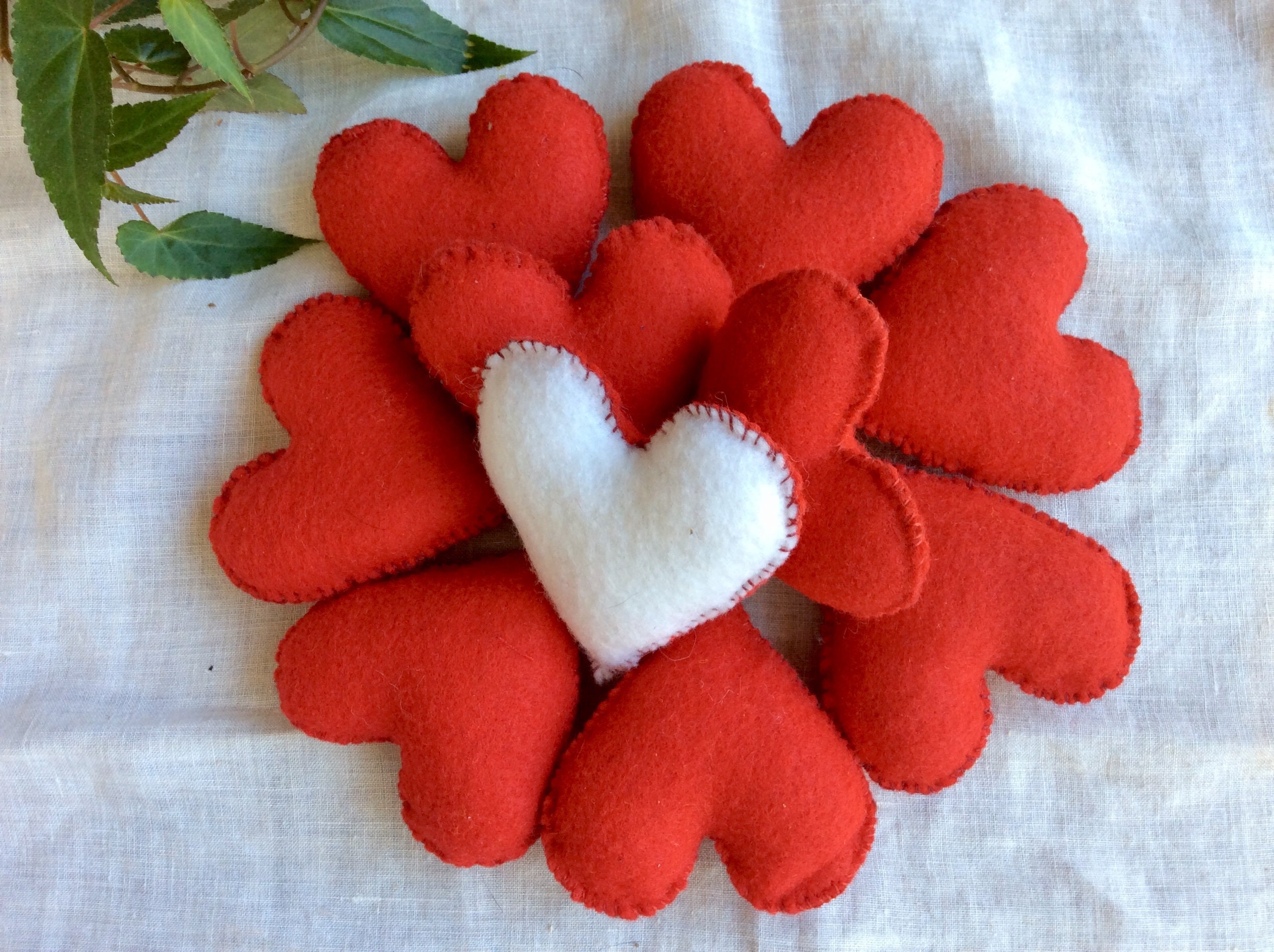Red, Red Hearts! Perfect Expression of Love in Any Season! Beautiful ...