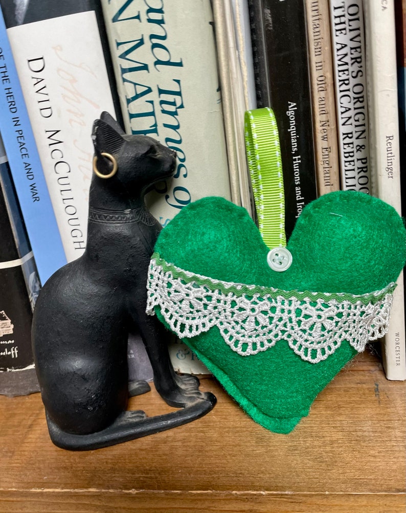 Irish and Proud Handmade Door/knob Hanger, Perfect for St Patrick's Day ...
