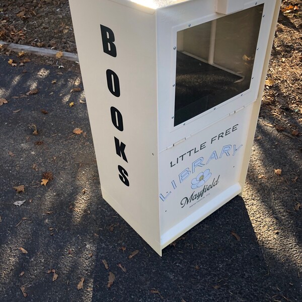 Outdoor Library - Etsy