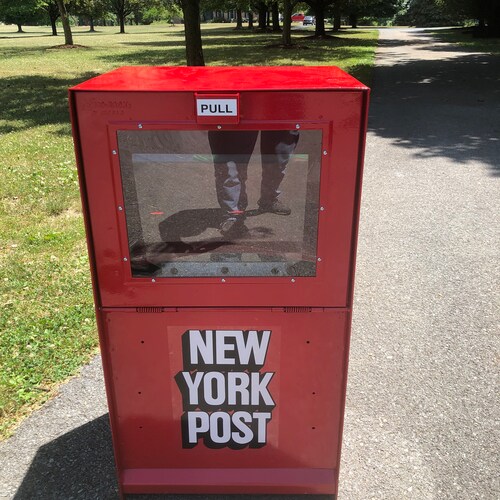 New York Daily News Vinyl Record Stand Newspaper Box - Etsy