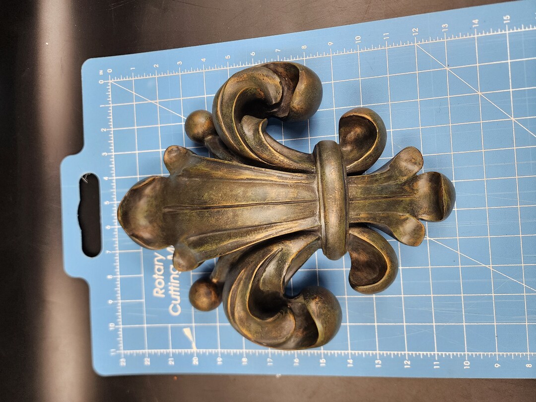 Vintage Decoline New York Fleur De Lis Sculpture High Relief Wall ...