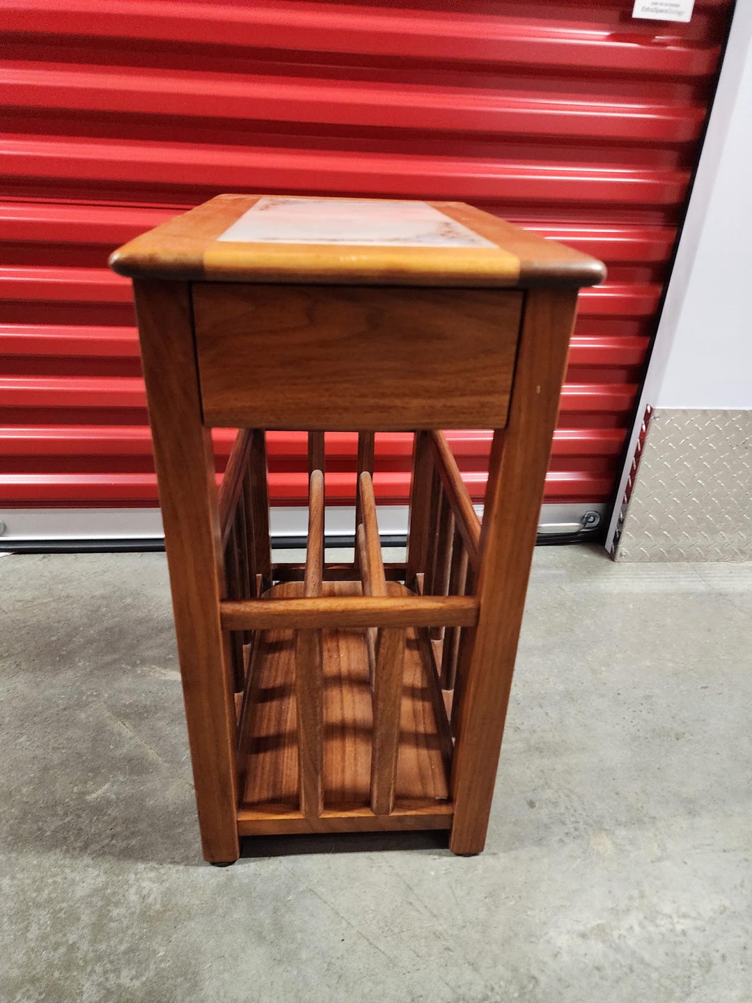 Vintage Lamp Table End Table With Magazine Rack Tile Top Walnut Single ...