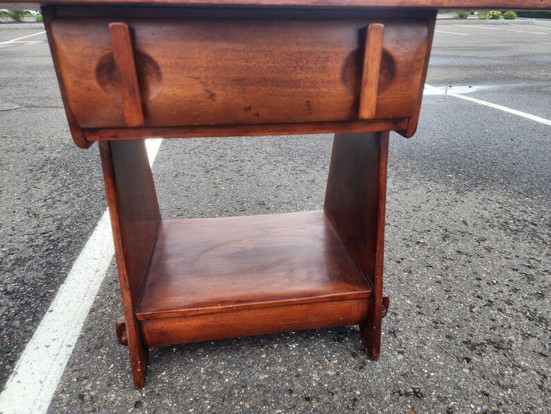 Vintage Pre War Cushman Colonial Creations Maple End Table Console ...