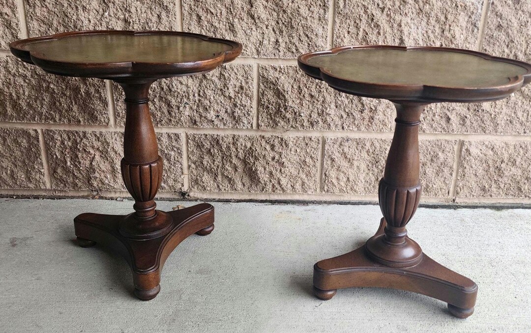 Pair OF REGENCY-STYLE End Table Pie Crust Embossed Leather Gold Green ...