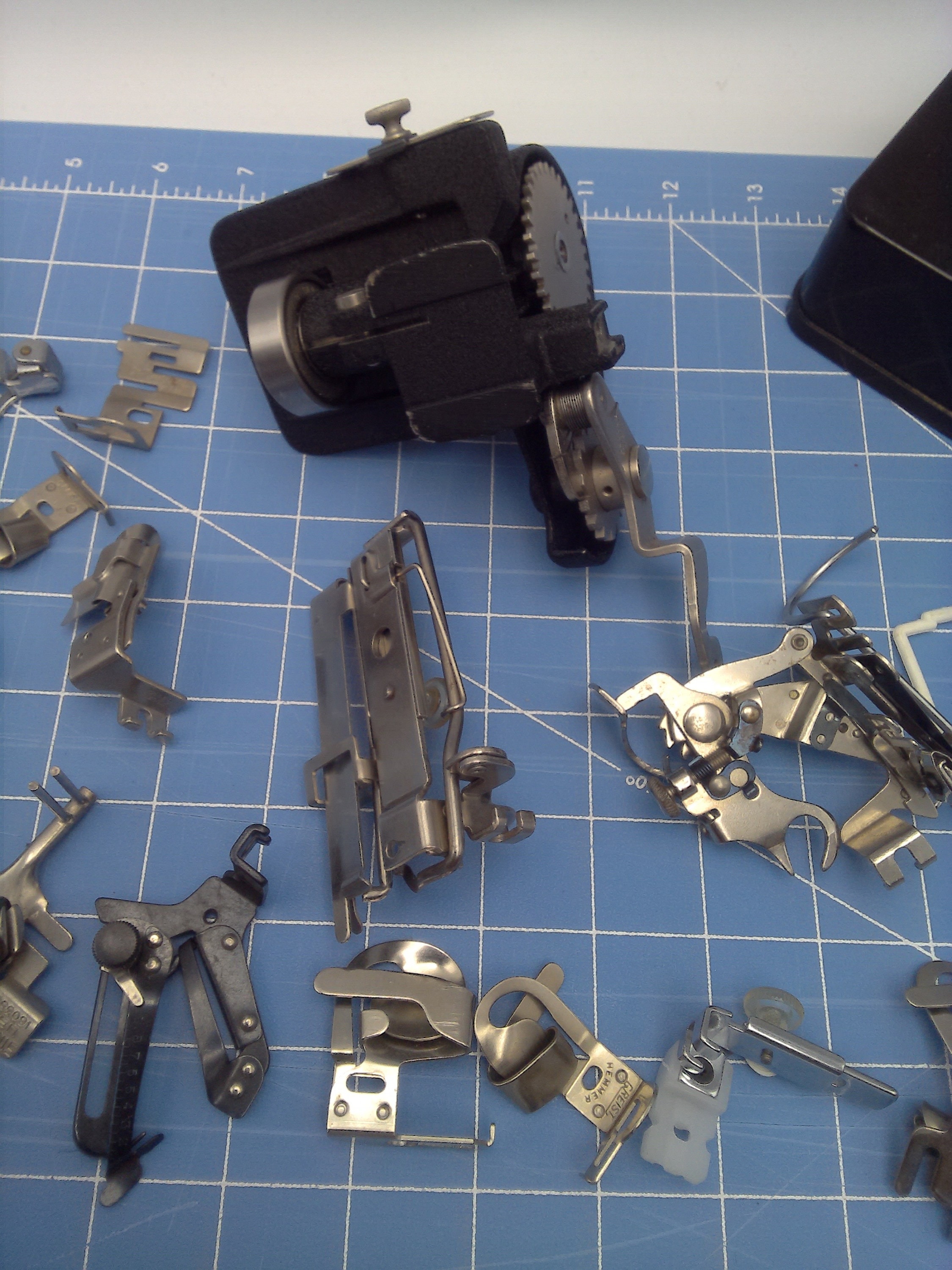 Singer Pinking Sewing Machine Parts Simanco 121111 and Other Greist ...