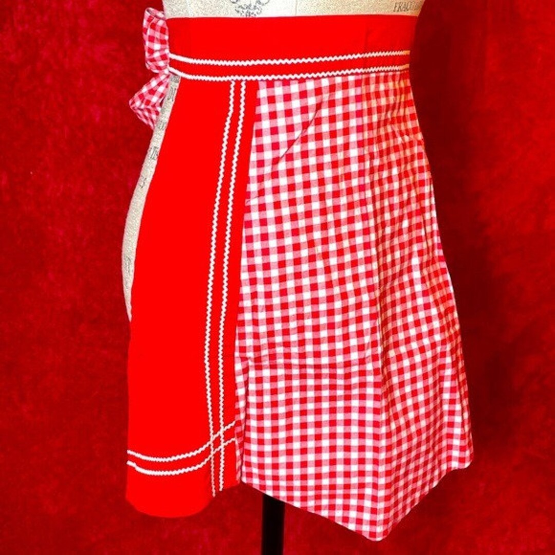 Vintage Red and White Checkered Apron - Etsy