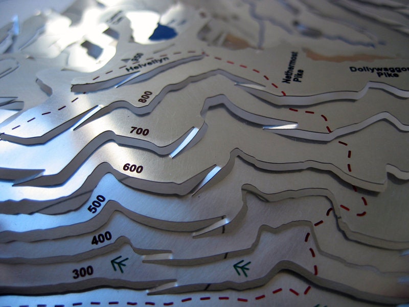 Helvellyn Wapenmap : Stainless Steel Contoured Map Sculpture Framed in ...