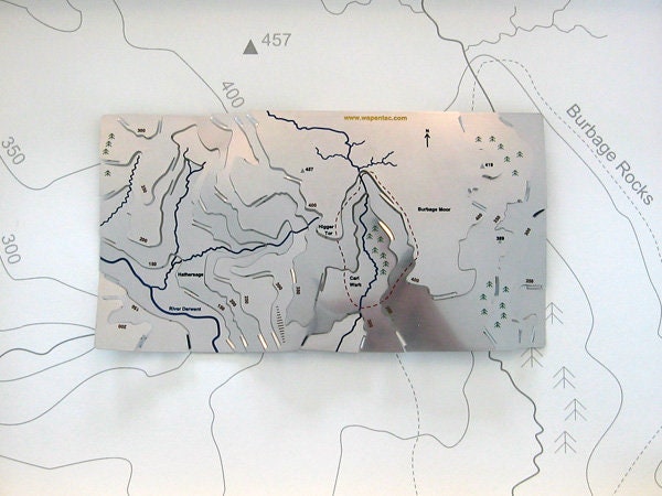 Burbage Edge Wapenmap : Stainless Steel Contoured Map Framed in a ...