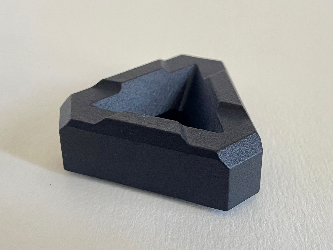 Geometric Cube Stand – Cube Display Stand in Solid Black Nylon - Etsy