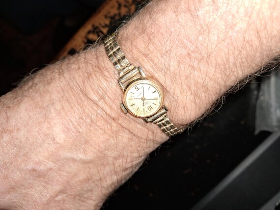 TIMEX 400 Ladies 17 Jewels Wristwatch. Analog Dial. H… - Gem