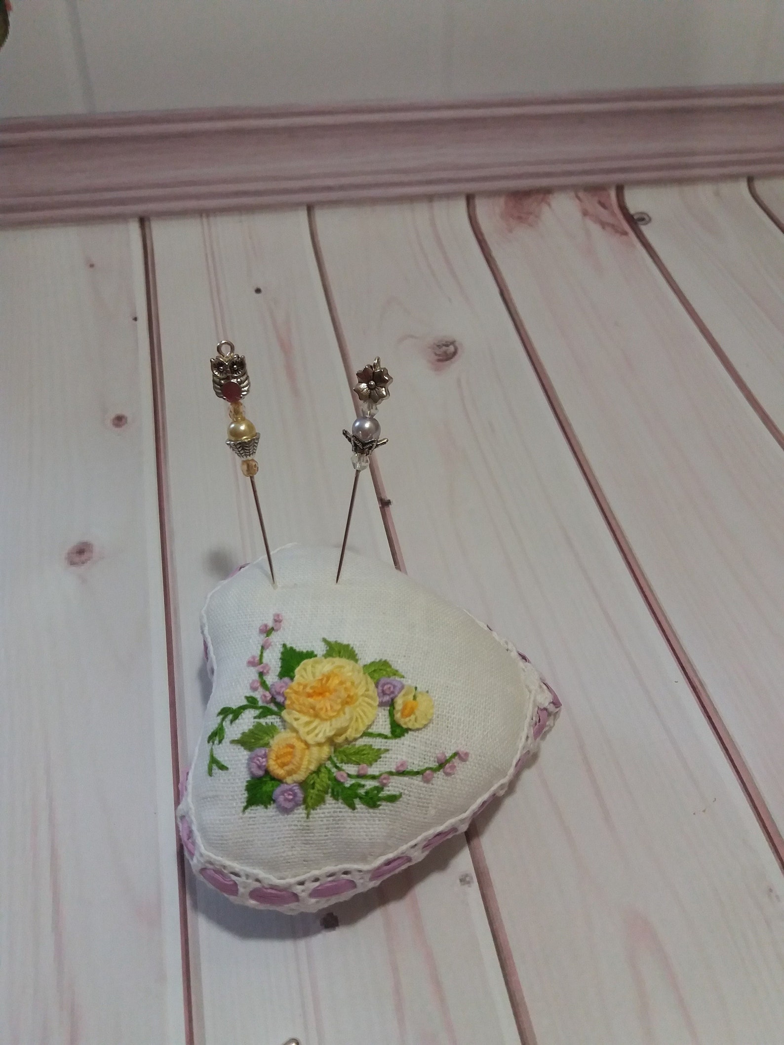 Handmade Counting Pins Pair Pincushion Roses Handmade Divider Vintage ...