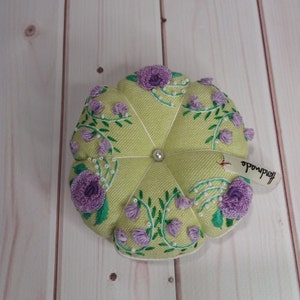 Handmade Needle Holder Roses and Bells,sewing Organizer,vintage Style ...