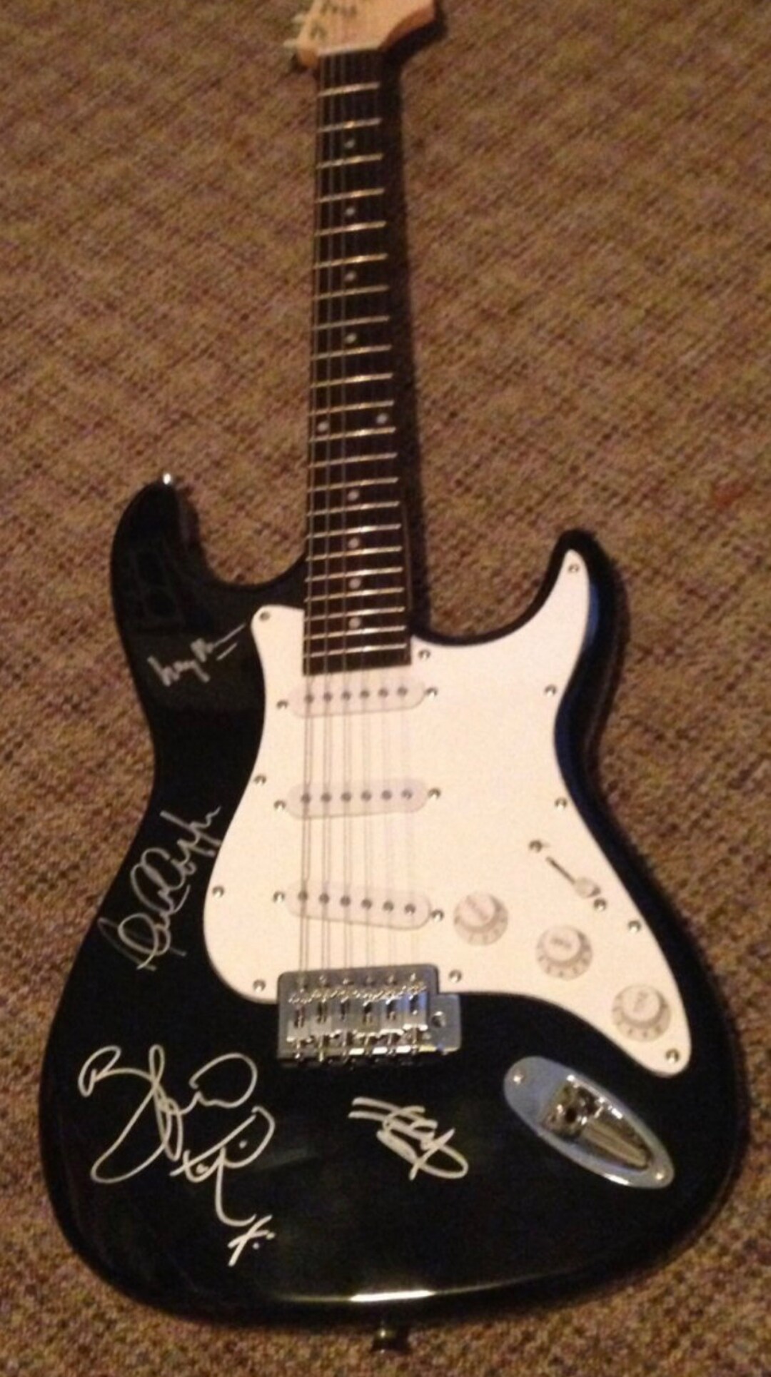 U2 Signed AUTOGRAPHED Full Size GUITAR - Etsy