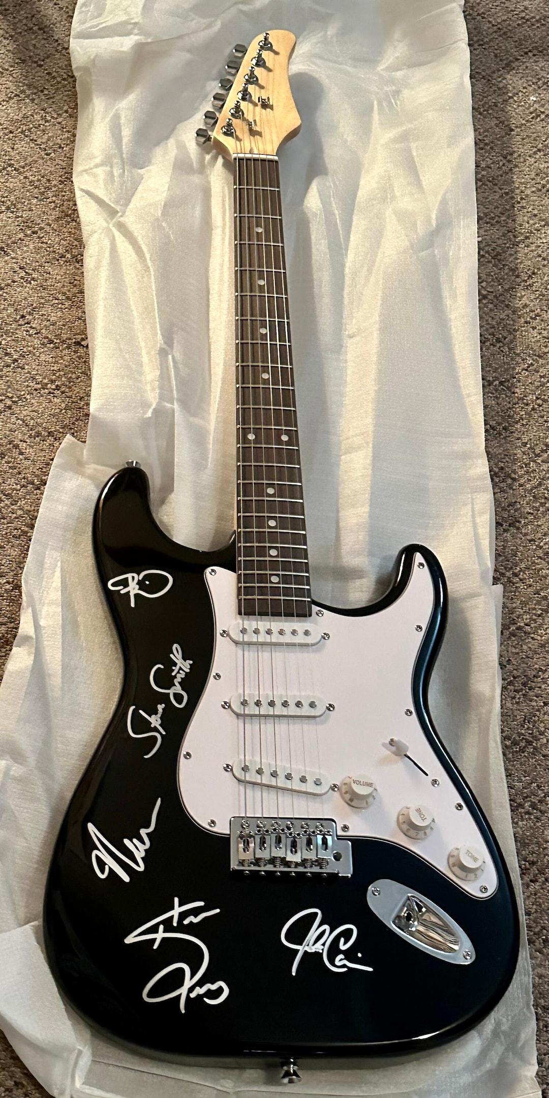 JOURNEY W/ Steve Perry AUTOGRAPHED Signed Full Size GUITAR - Etsy