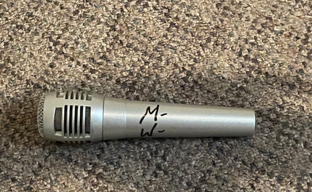 MORGAN WALLEN Signed AUTOGRAPHED Full Size Microphone ! - Etsy