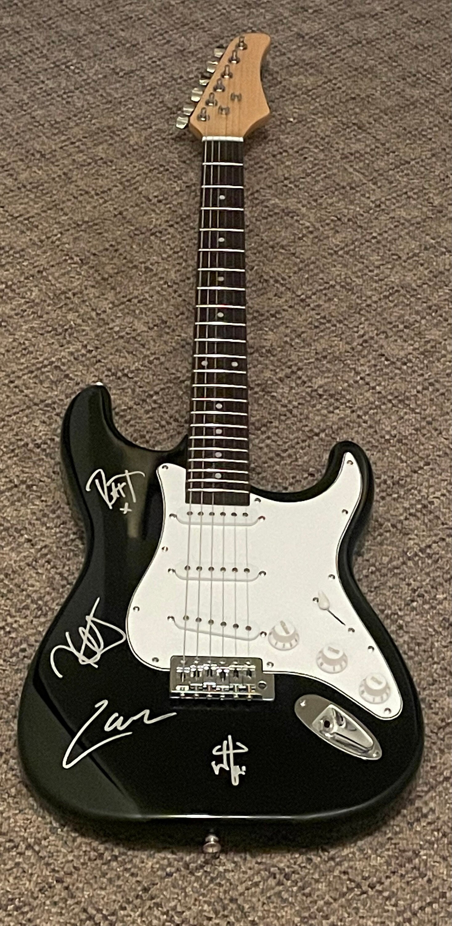METALLICA Signed AUTOGRAPHED Full Size Guitar - Etsy