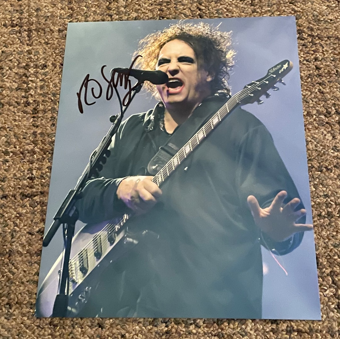 THE CURE Robert Smith Autographed SIGNED 8x10 Photo - Etsy