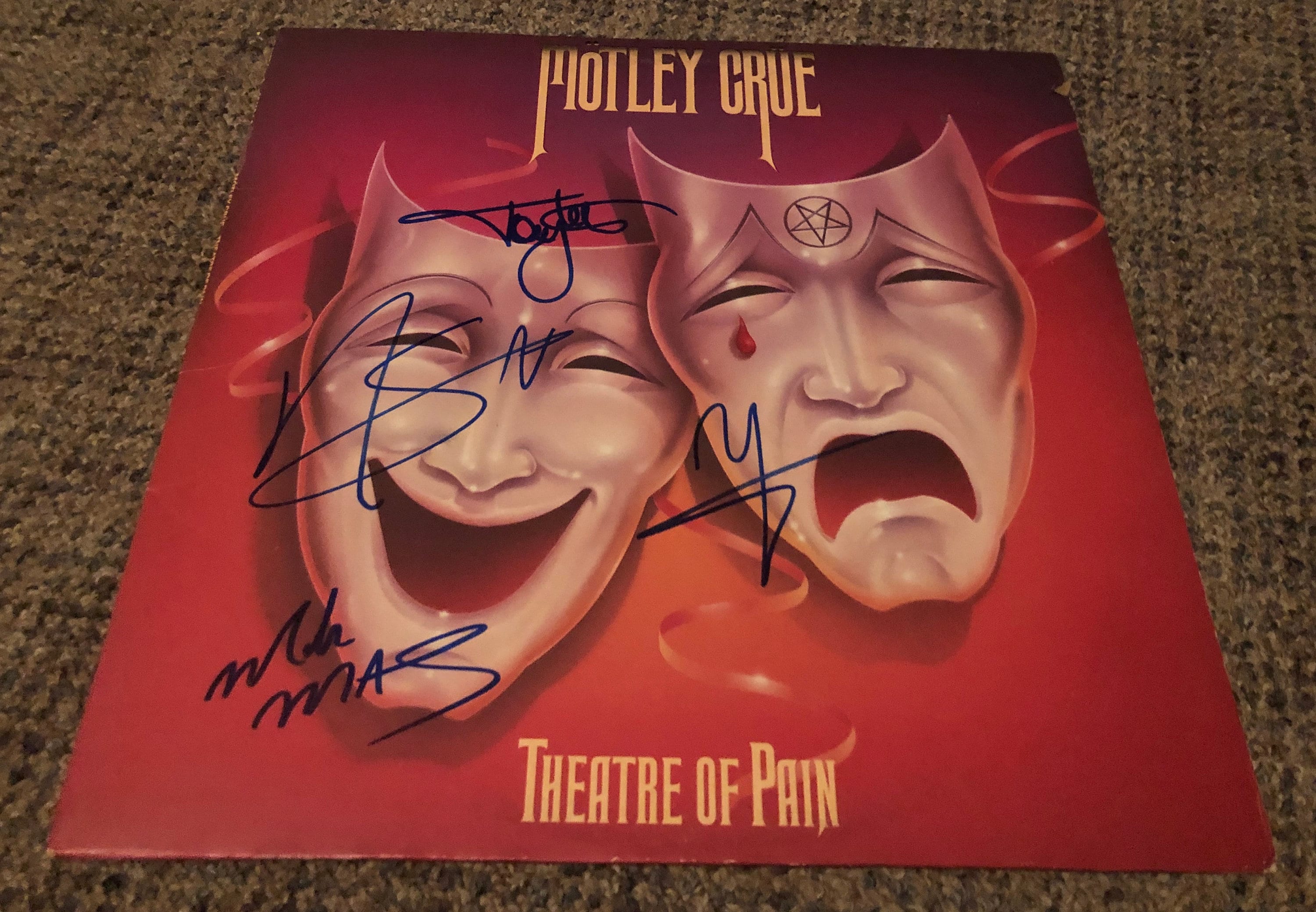 MOTLEY CRUE Autographed SIGNED #1 Record Vinyl - Etsy