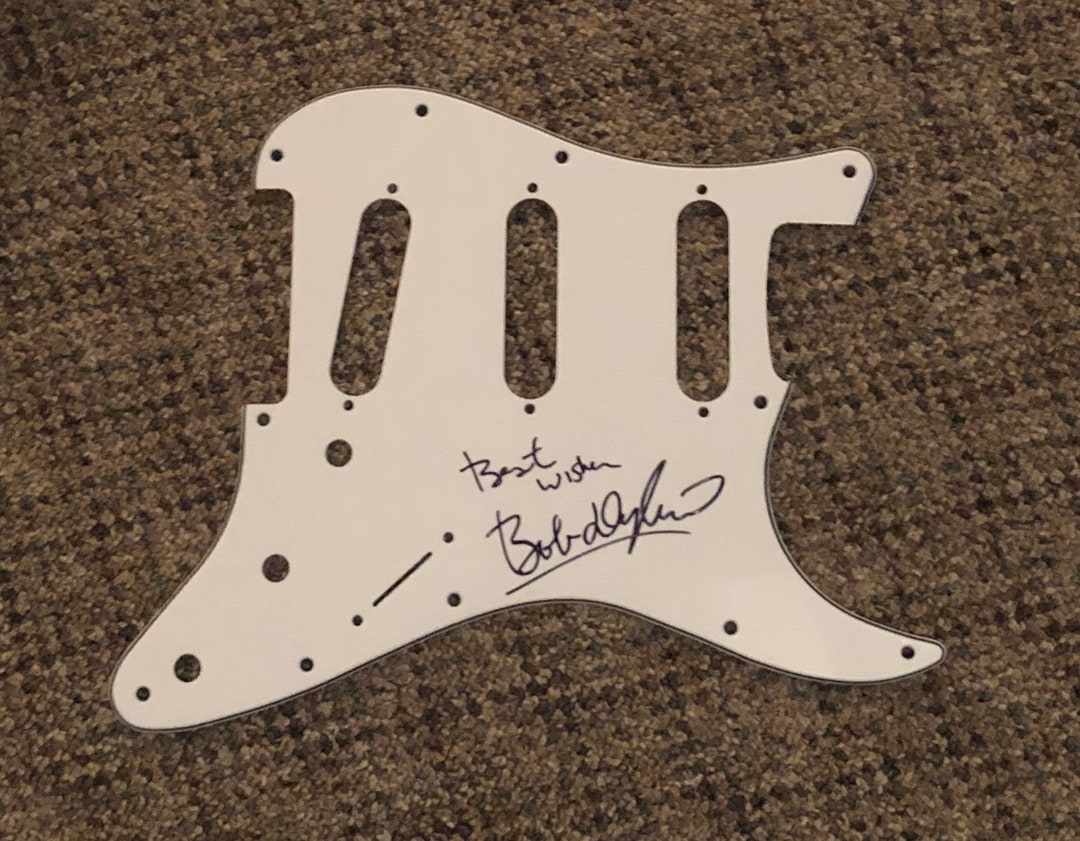 BOB DYLAN Signed AUTOGRAPHED Full Size Guitar Pick Guard - Etsy