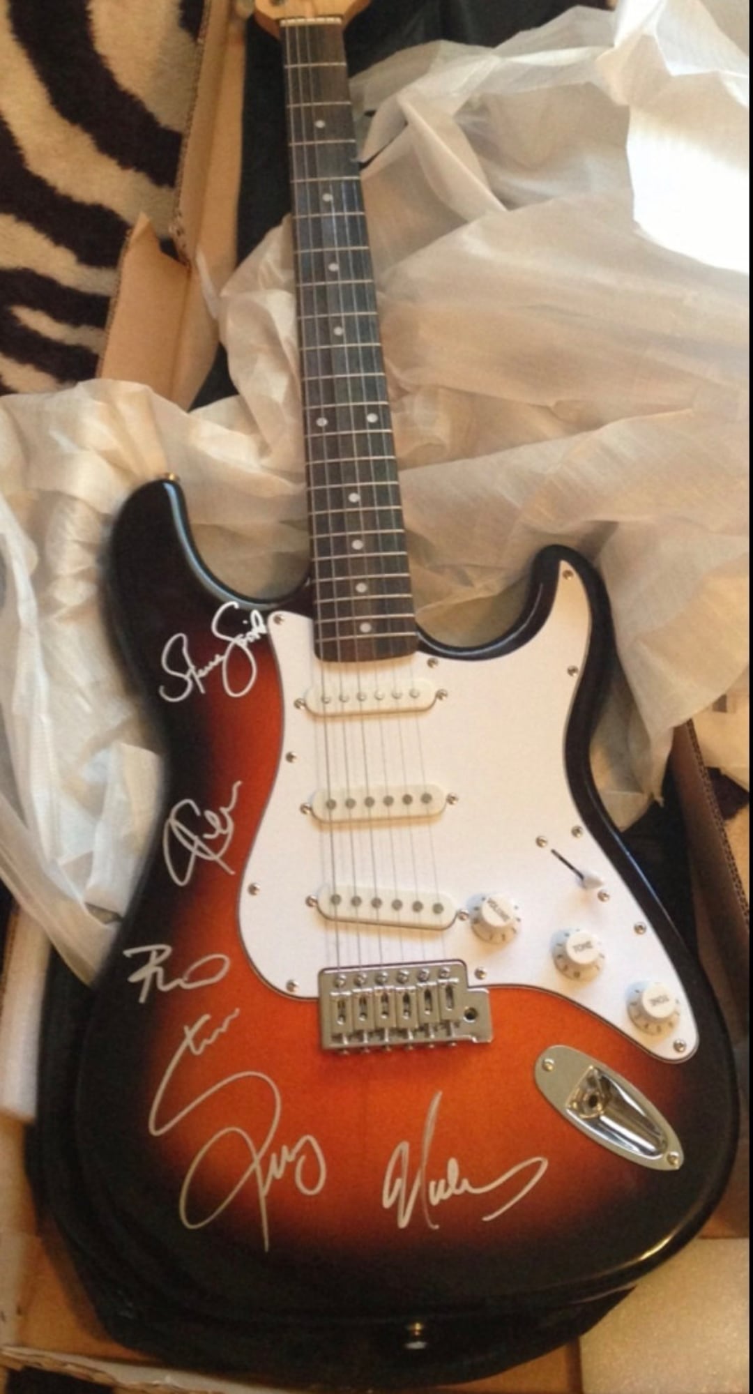JOURNEY W/ Steve Perry AUTOGRAPHED Signed Full Size GUITAR - Etsy