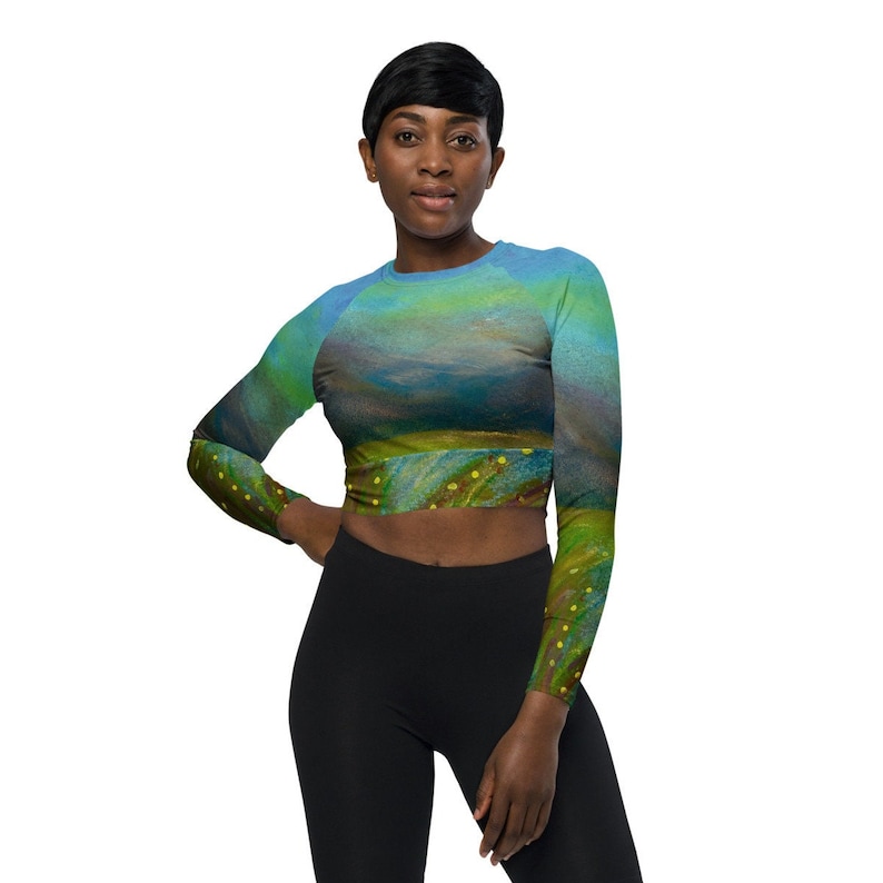 Artistic Crop T, Rash Guard Active Outdoor Top, Art: Aurora, Fitness ...